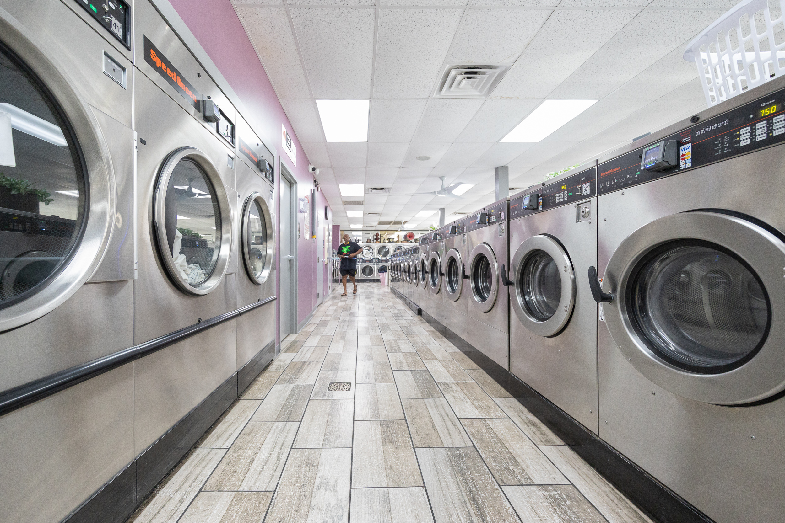 Laundromat Services | Fast Fresh Laundry